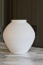 Hemingstone Vase – The Suffolk Nest